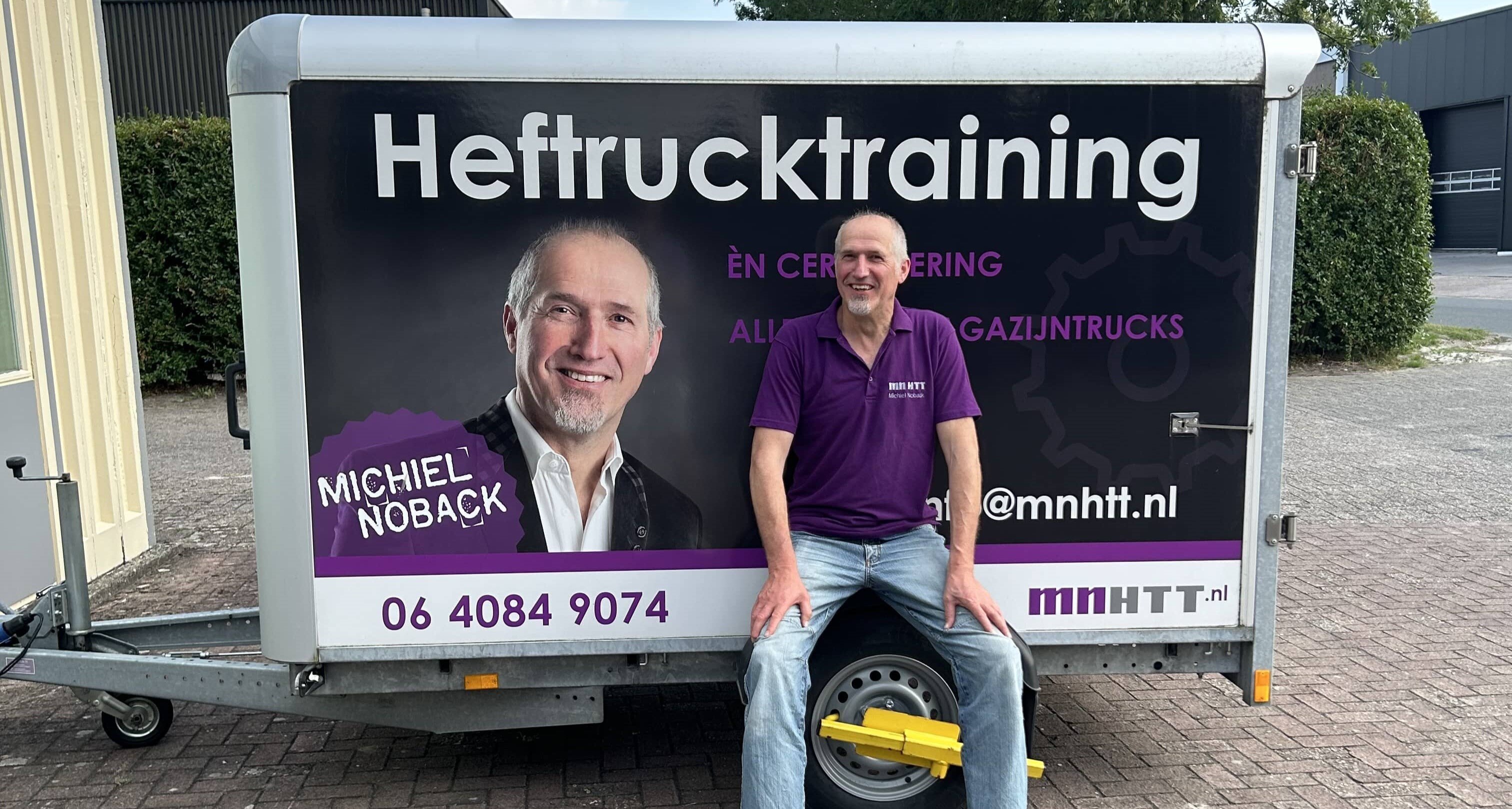 Interview: De afwisseling tussen training geven en werken via Mekano